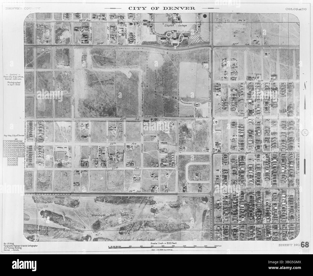 Using a maps Black and White Stock Photos & Images - Alamy