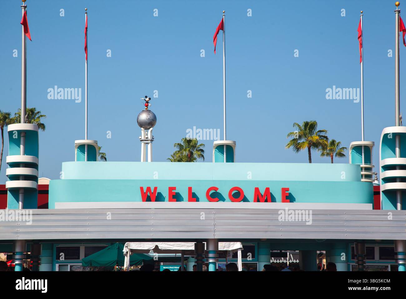 The Disney Hollywood Studios amusement park entrance gate, Disney World ...
