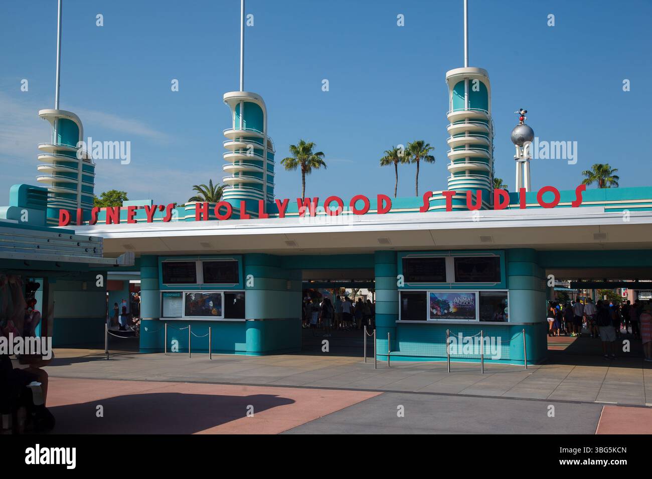 The Disney Hollywood Studios amusement park entrance gate, Disney World ...