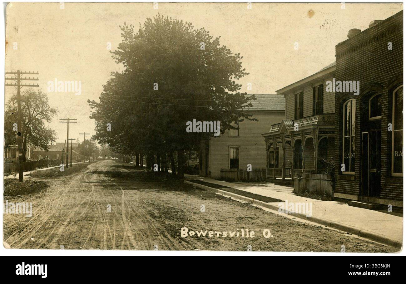 Small rural town buildings Cut Out Stock Images & Pictures - Alamy