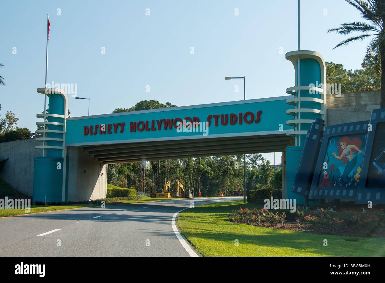 The Disney Hollywood Studios amusement park entrance gate, Disney World ...