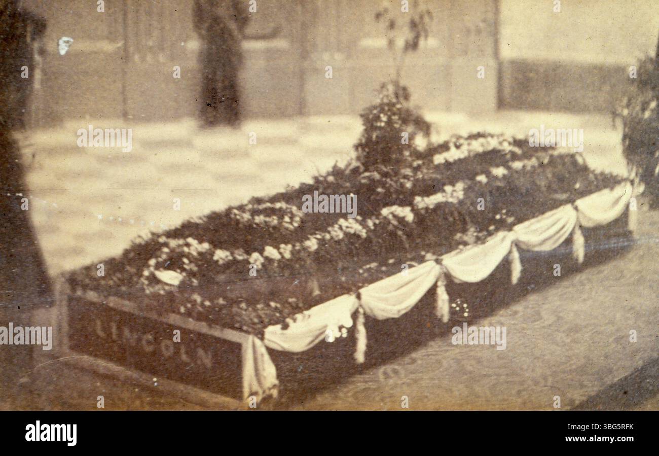 This photograph shows the catafalque used for Abraham Lincoln's casket ...