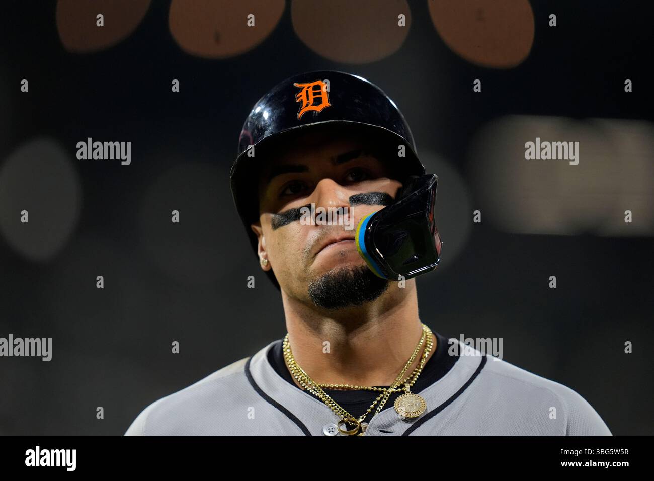 Detroit Tigers' Javier Báez (28) reacts after being forced out at first ...