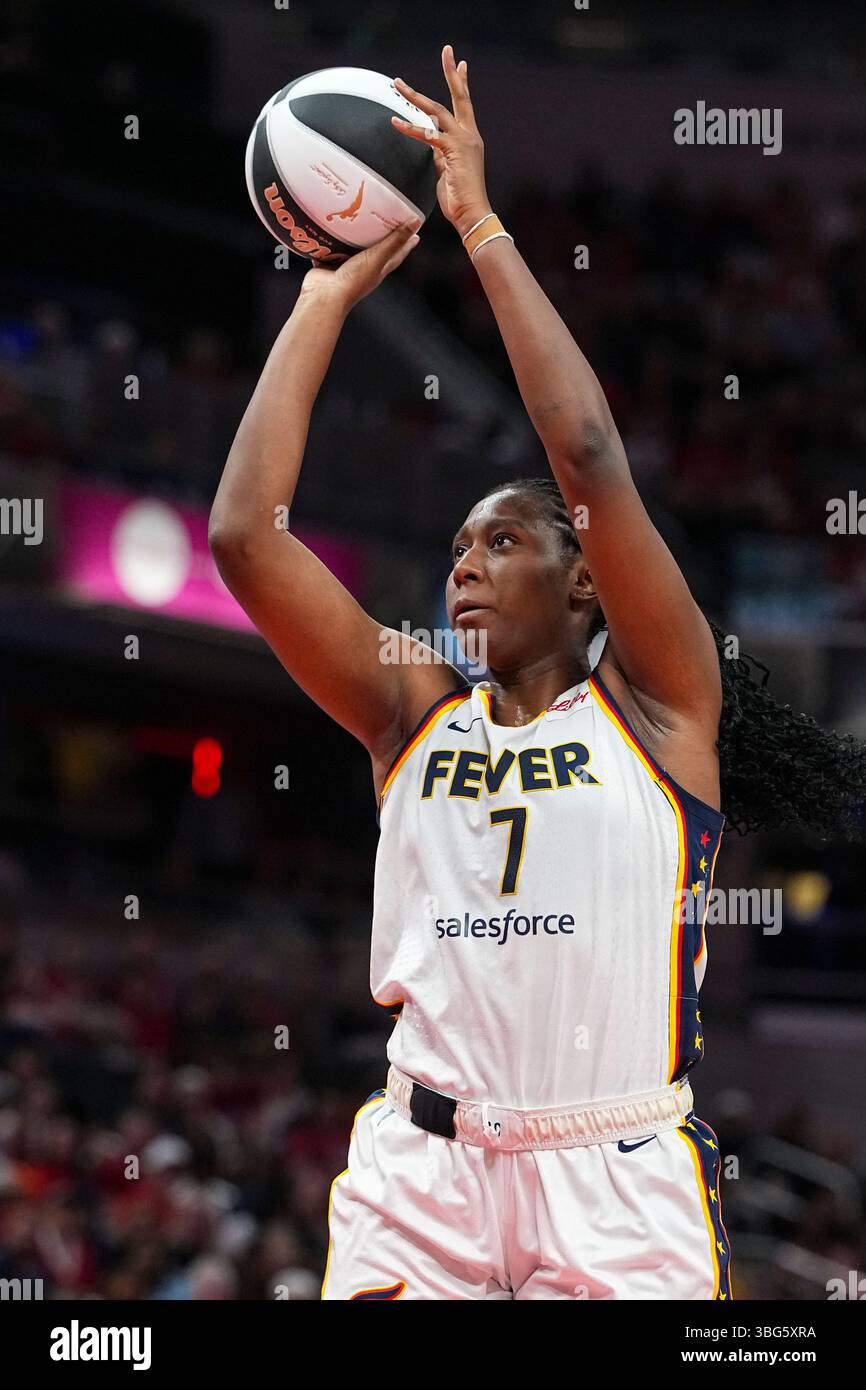Indiana Fever forward Aliyah Boston (7) shoots against the Washington ...
