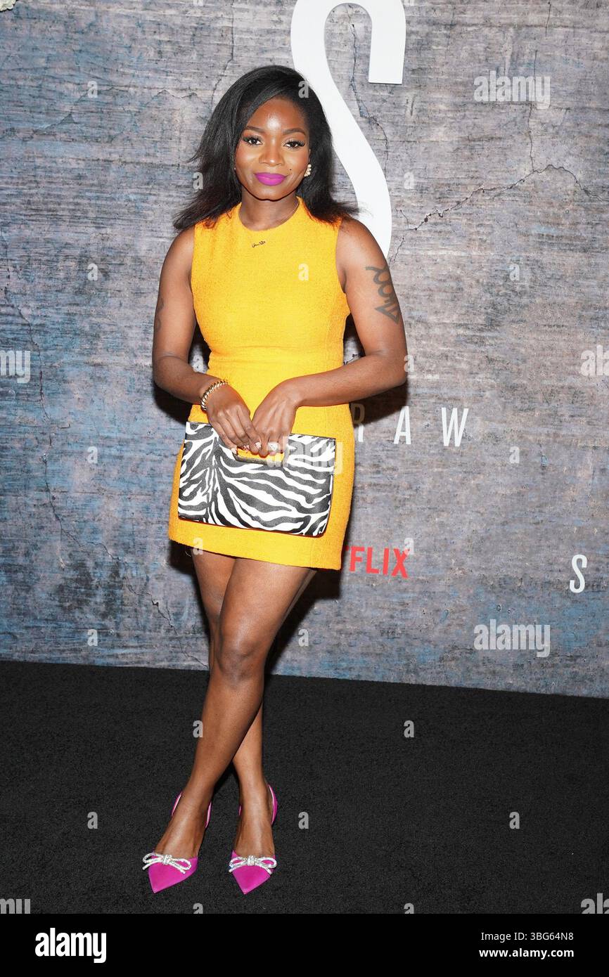 Roxy Cru at arrivals for TYLER PERRY S STRAW Premiere, The Edwardian ...