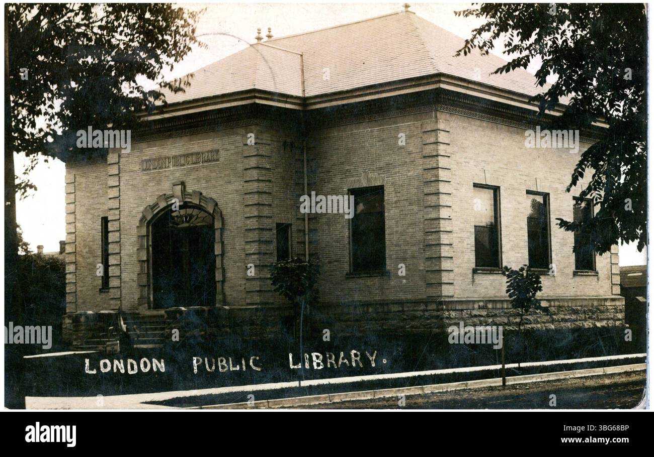 This black and white postcard depicts the London Public Library ...