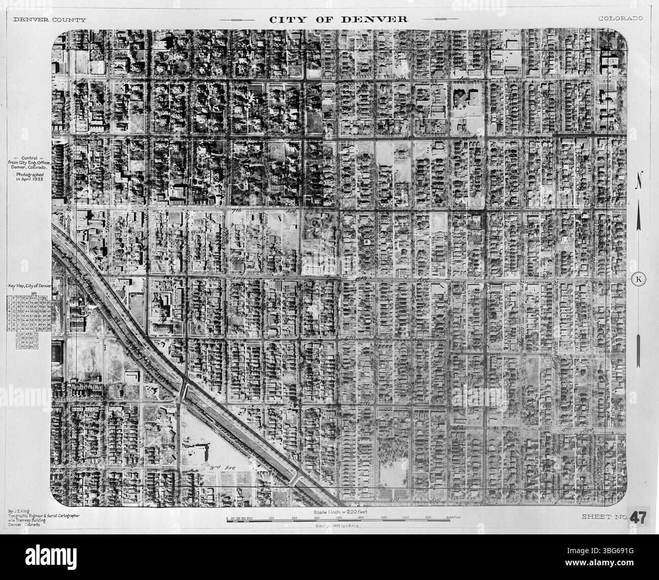 Streets grid from above Black and White Stock Photos & Images - Alamy