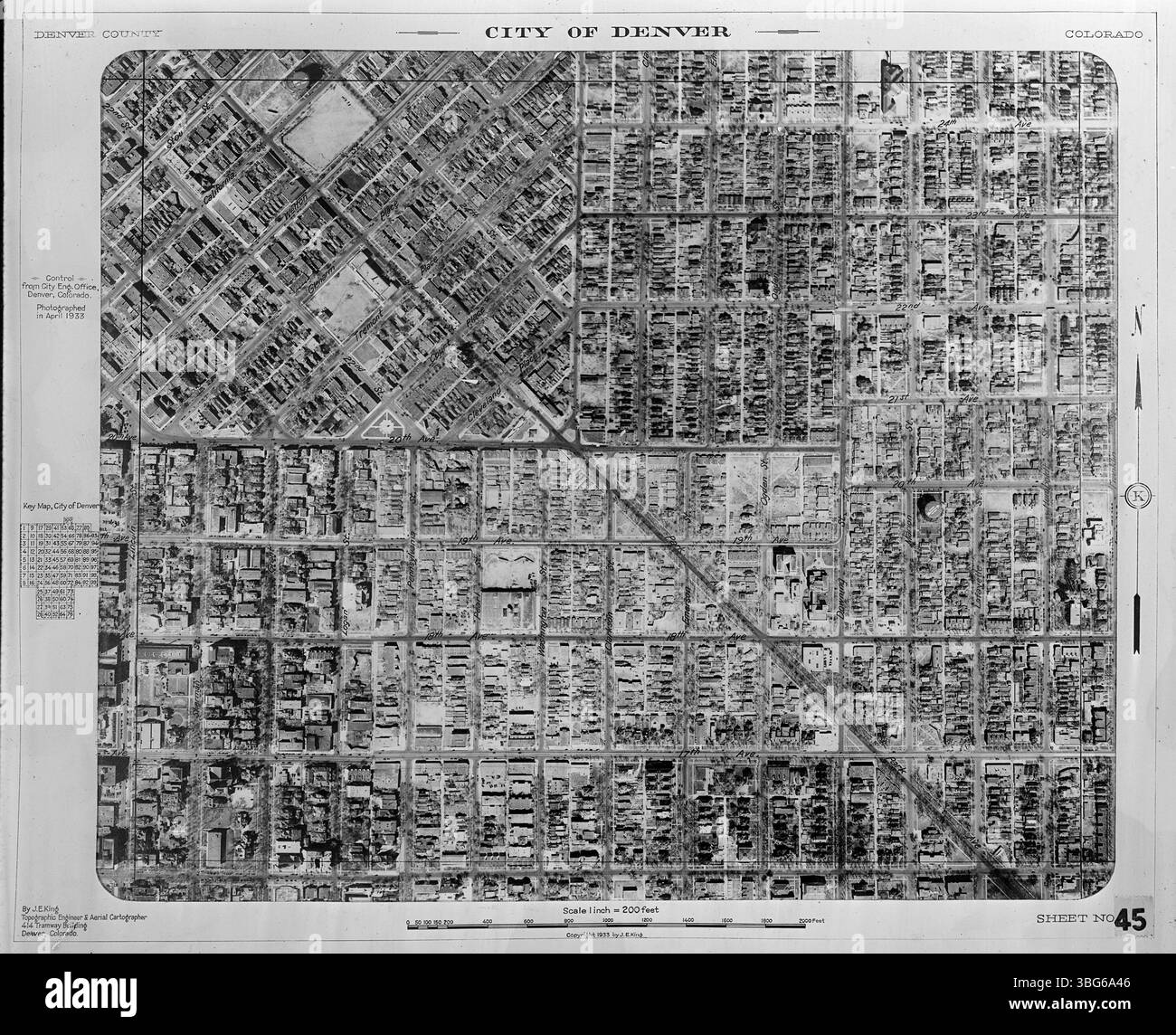 Streets grid from above Black and White Stock Photos & Images - Alamy