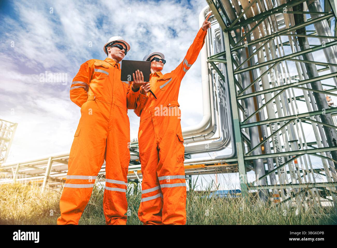 Engineer checking petrochemical gas pipeline hi-res stock photography ...