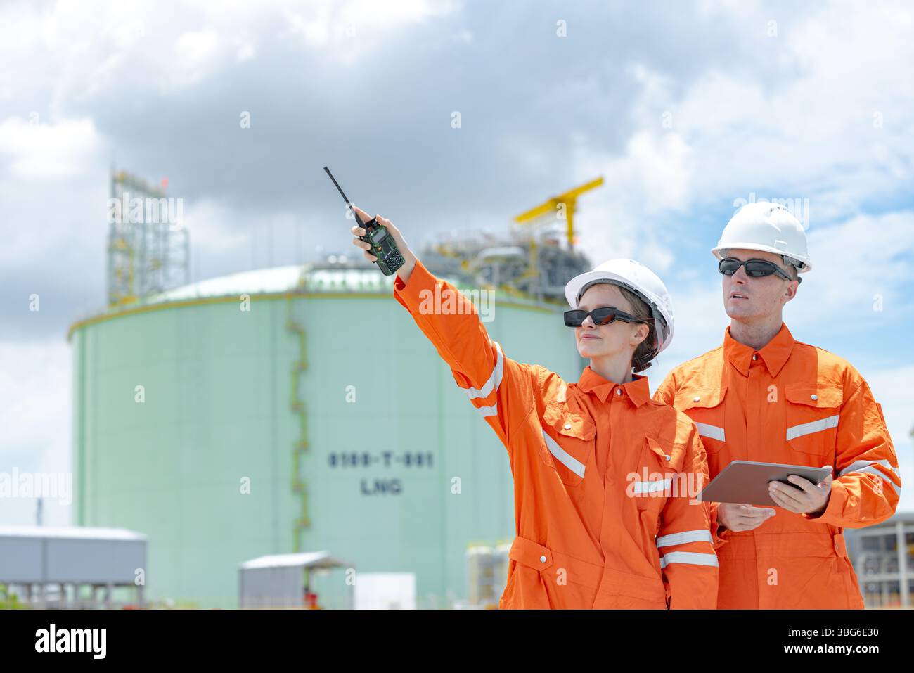 Lpg storage tank hi-res stock photography and images - Alamy