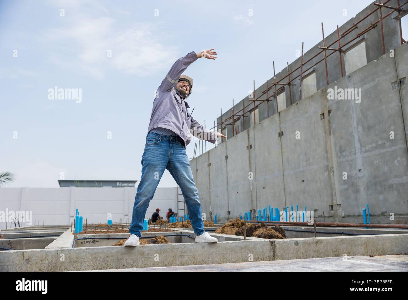 Radio Taiso, Japanese engineer worker doing calisthenics stretching ...