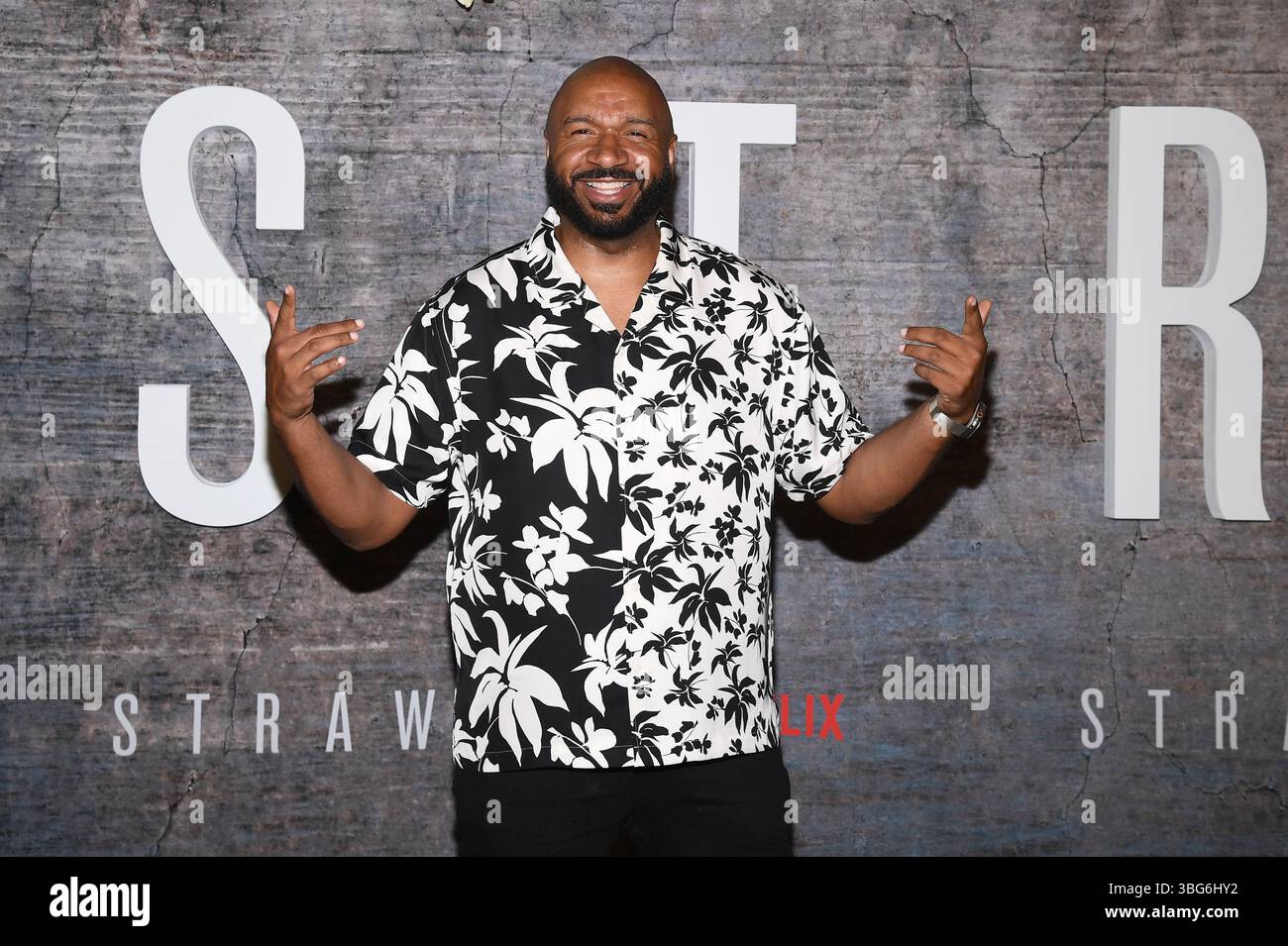 Dj suss one hi-res stock photography and images - Alamy