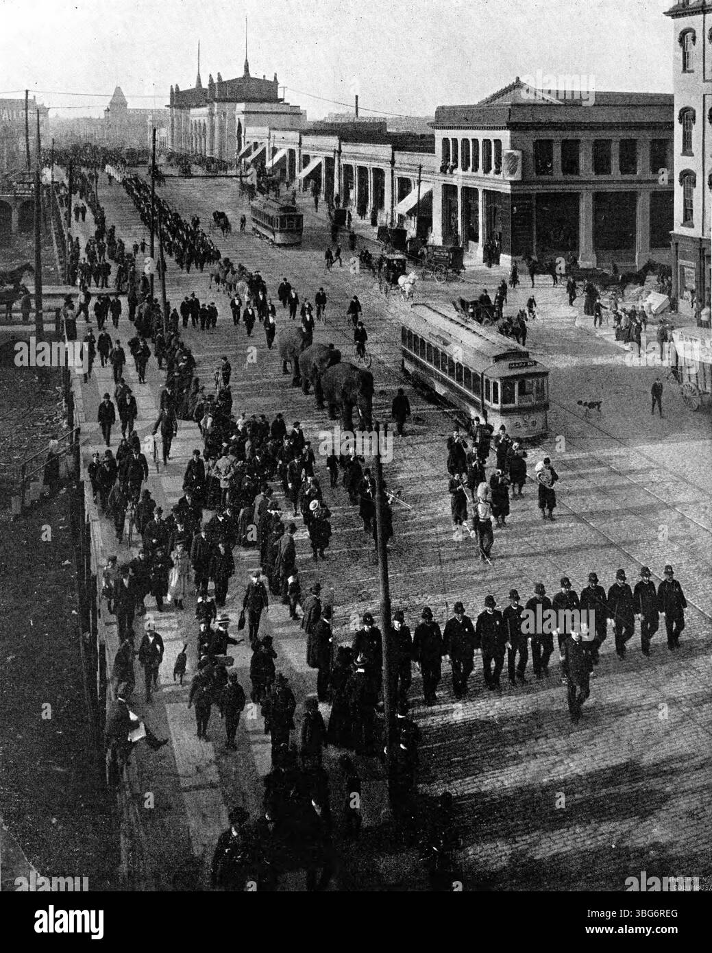 This photograph from April 1898 captures the Columbus Shriners' Parade ...