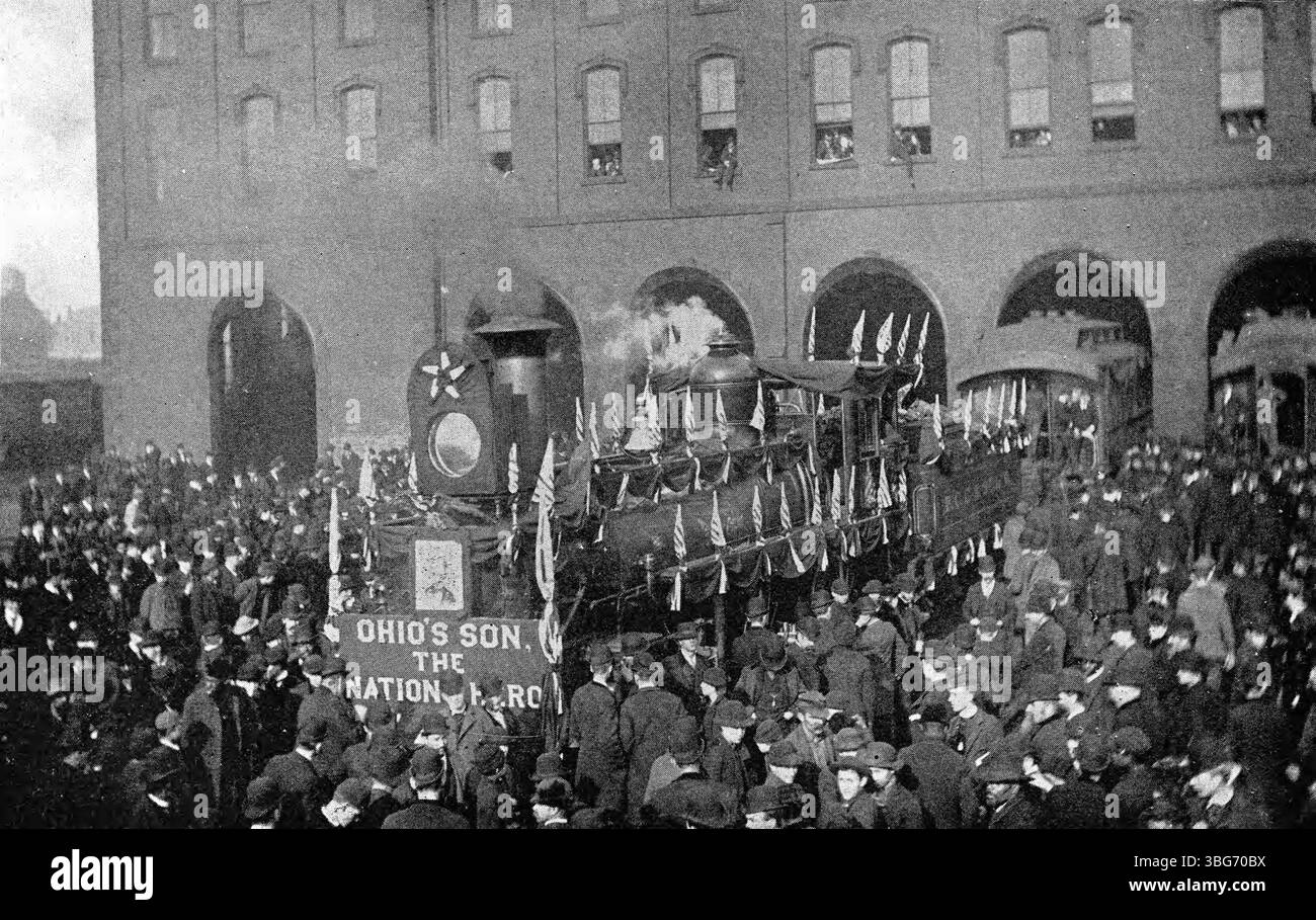 The funeral train carrying the remains of General William T. Sherman ...