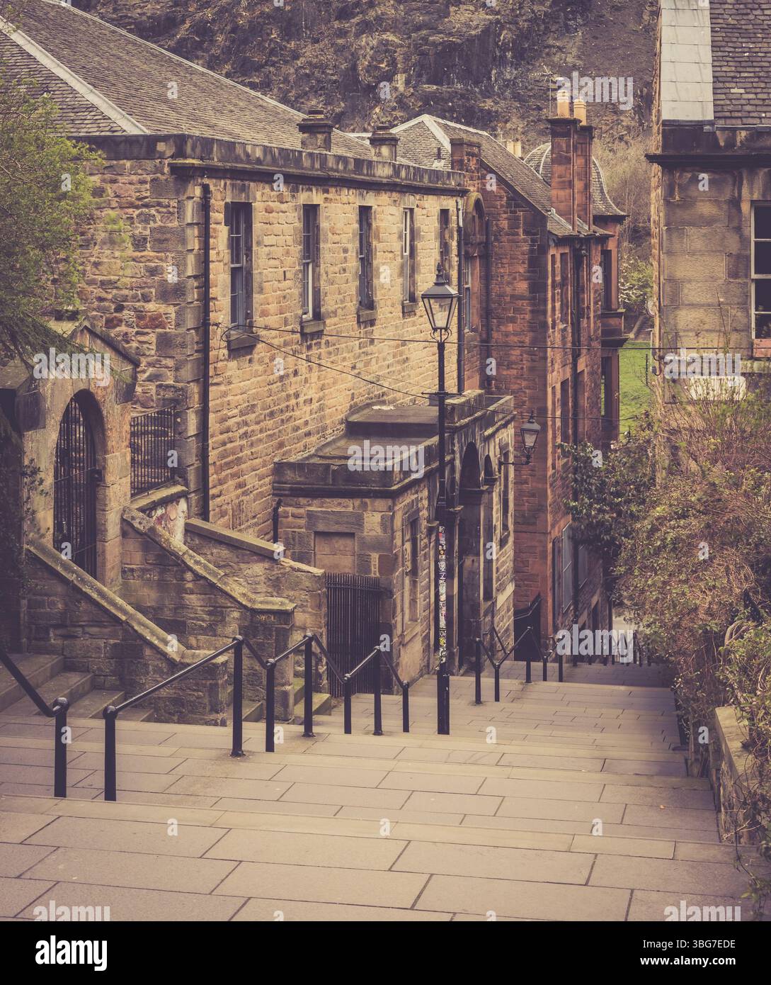 The iconic Vennel Steps in Edinburgh, Scotland on a crisp April morning ...