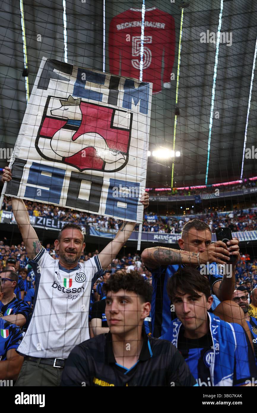 Uefa champions league final 2025 hi-res stock photography and images ...