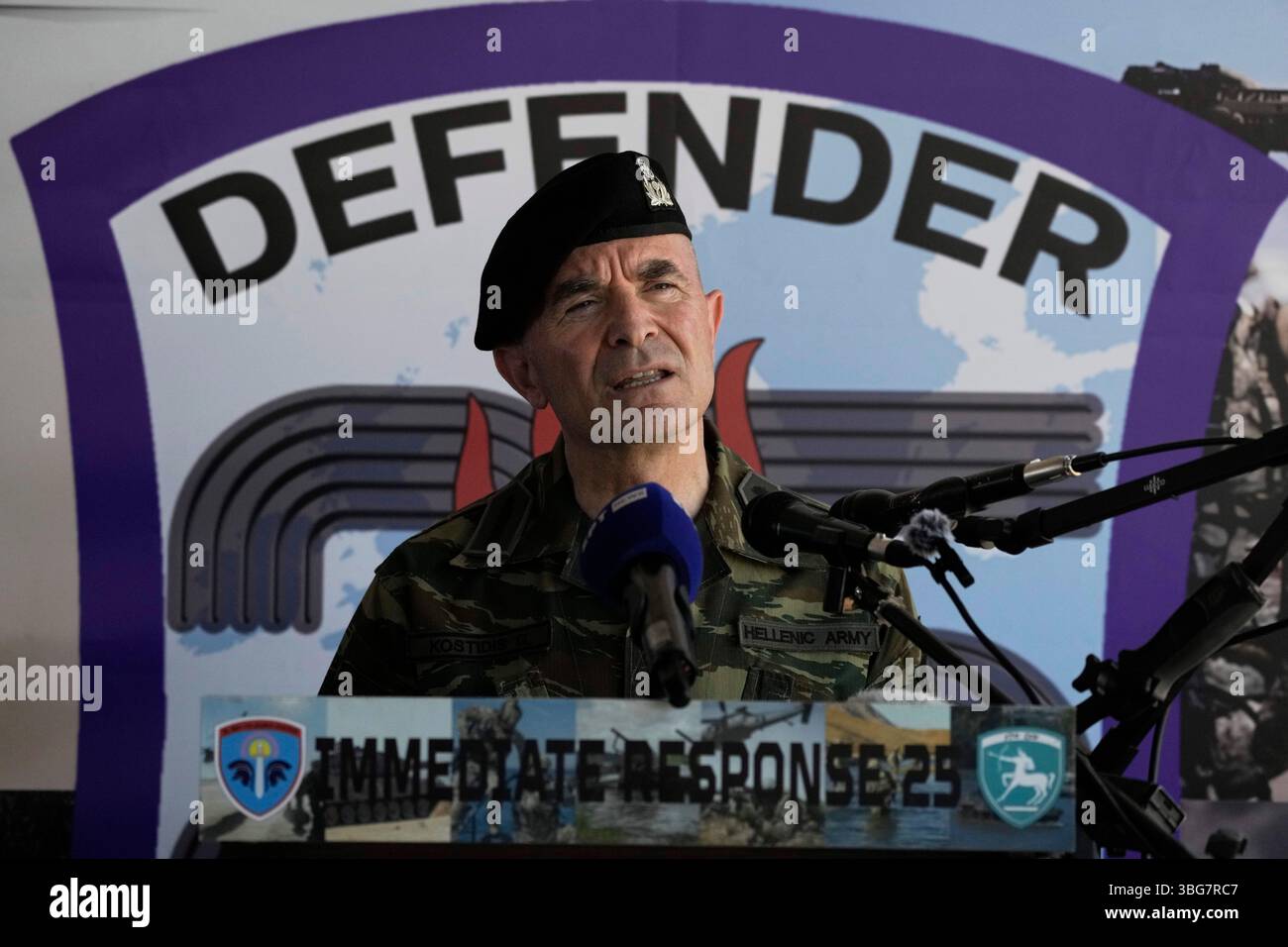 Chief of the Hellenic Army General Staff, Lt Gen Georgios Kostidis ...