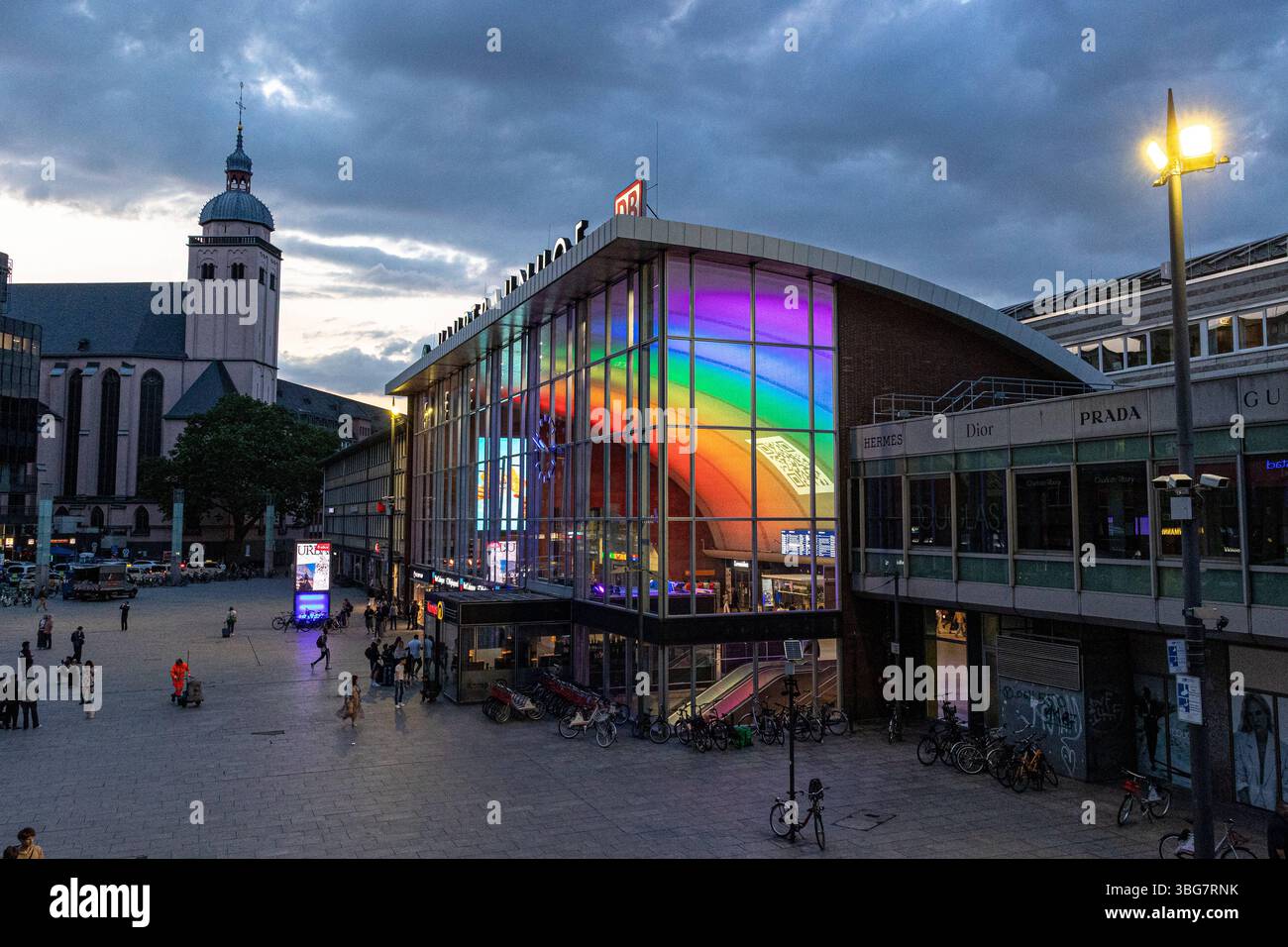 Pride Month in Köln - 02.06.2025 Zum Pride Month im Juni erstrahlt die ...