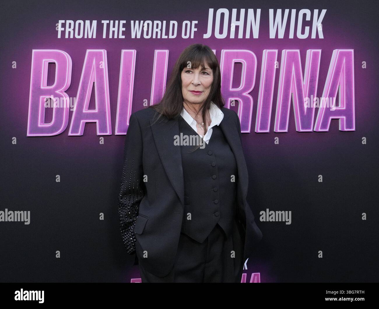 Angelica Huston arrives at the Lionsgate's BALLERINA World Premiere ...