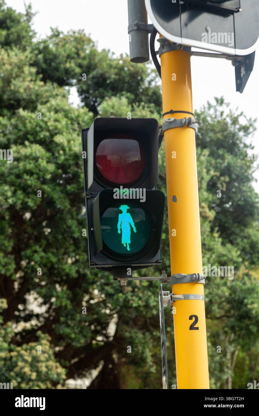 Wellingtons pedestrian crossing signal hi-res stock photography and ...