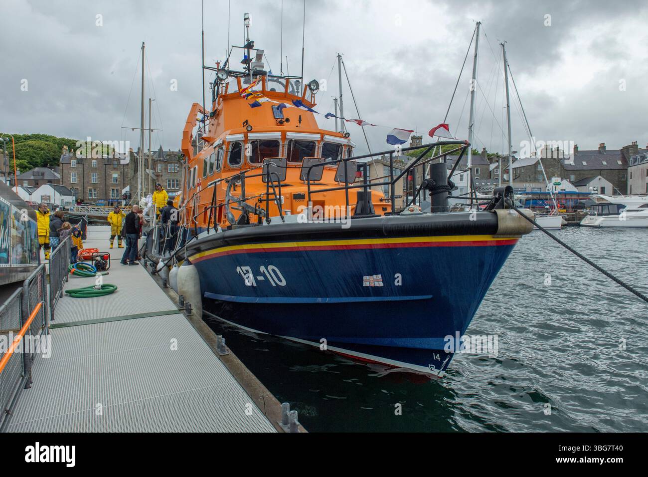 Children and Vikings come together to celebrate Lerwick Lifeboat Day ...