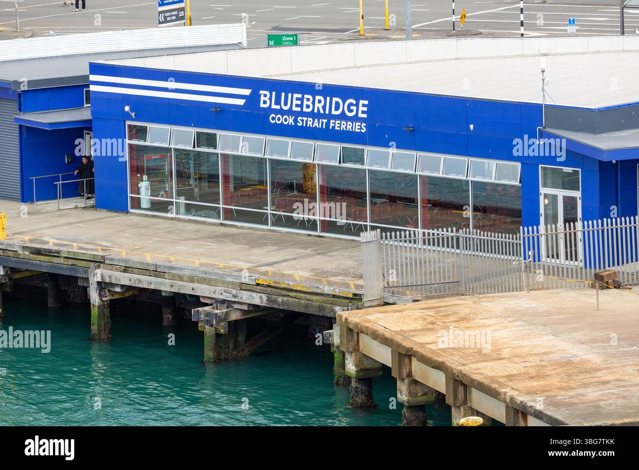 Bluebridge ferry building hi-res stock photography and images - Alamy