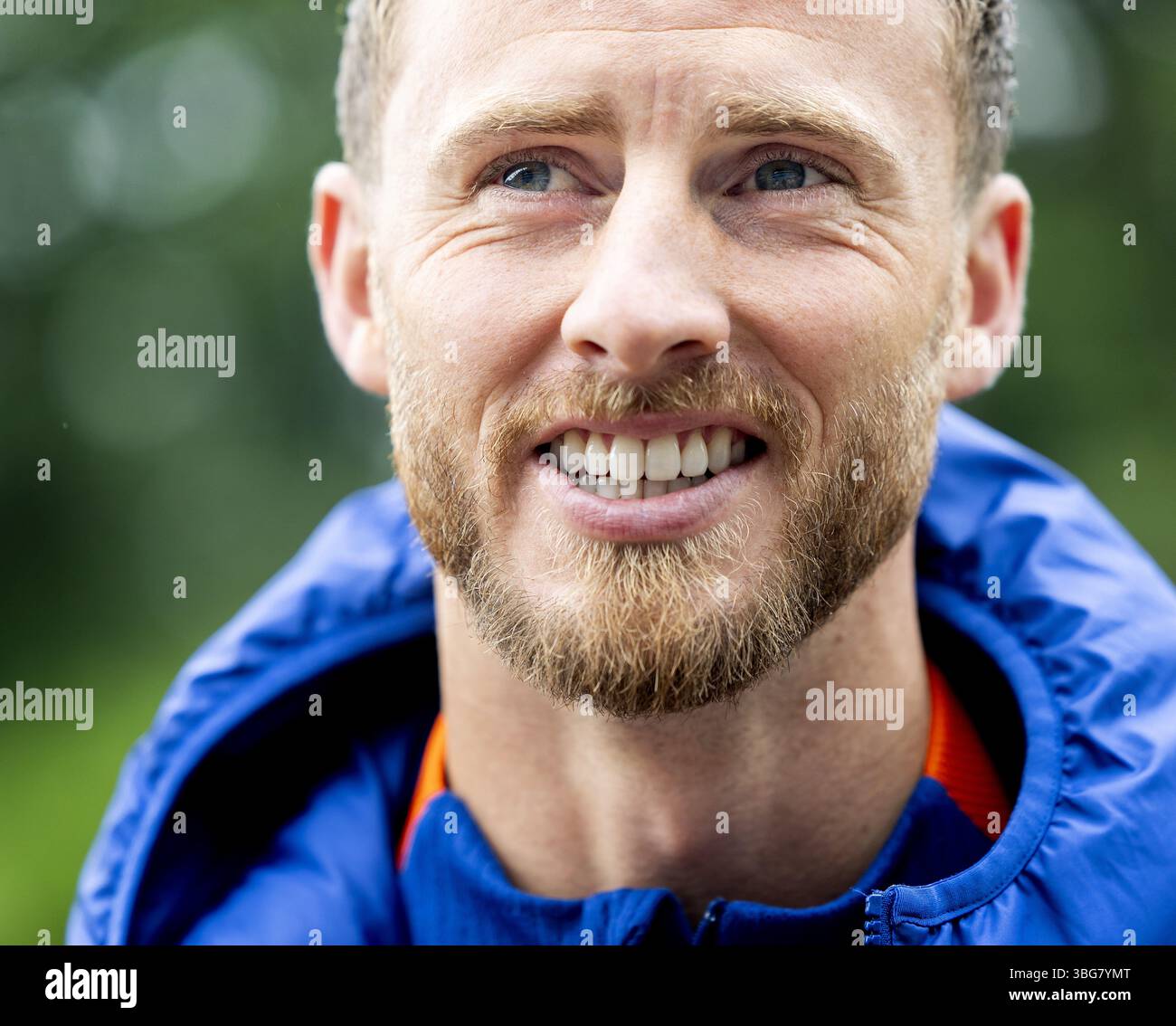 ZEIST - Mark Flekken speaks to the press before a training session at ...