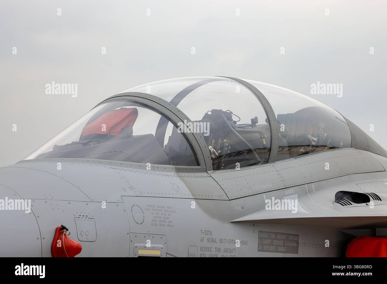 KAI T-50 Golden Eagle supersonic advanced jet trainer, light combat ...