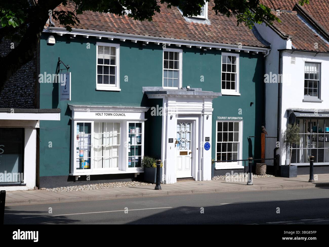 Holt town council hi-res stock photography and images - Alamy