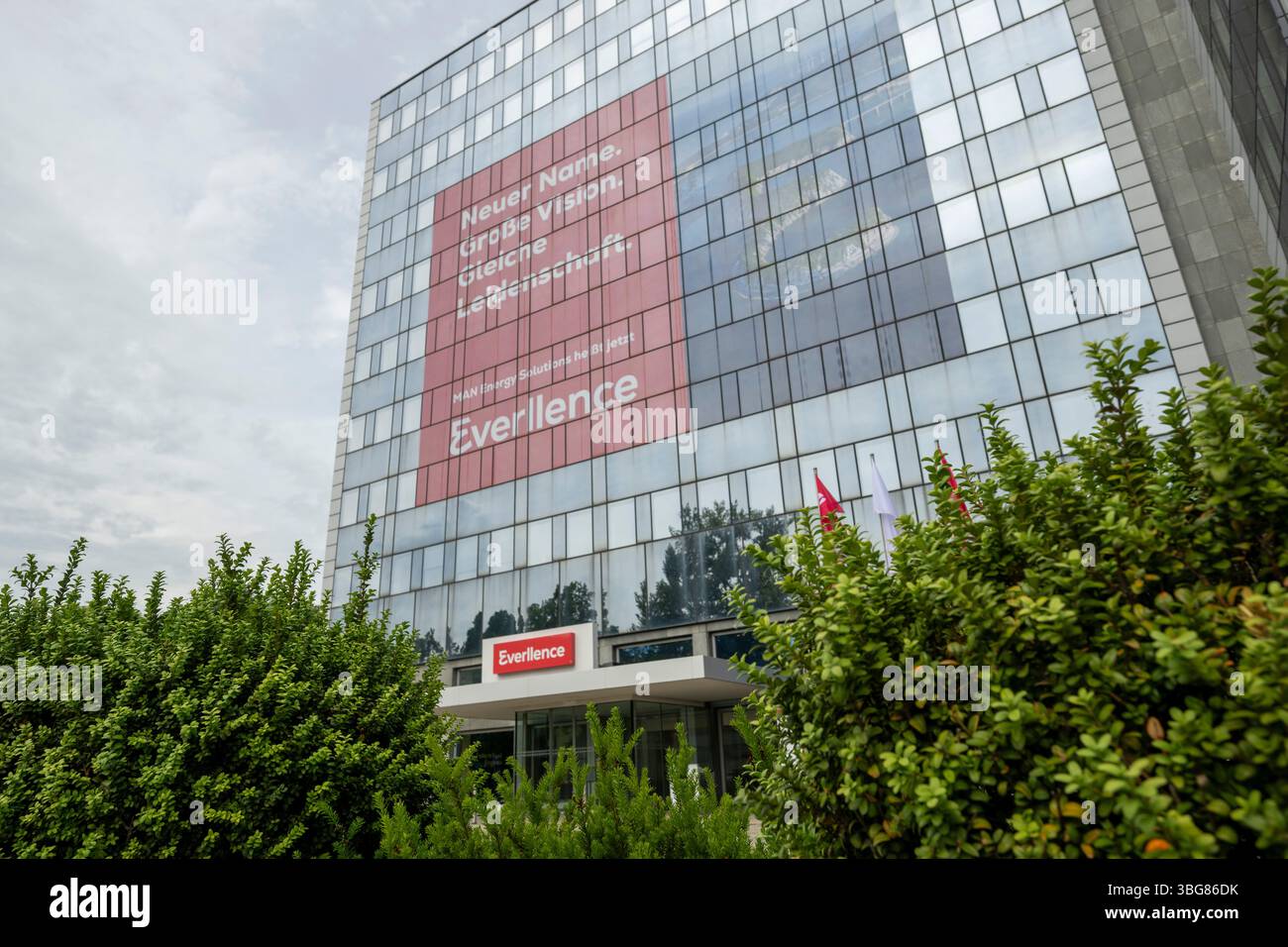04 June 2025, Bavaria, Augsburg: The new name "Everllence" is displayed ...