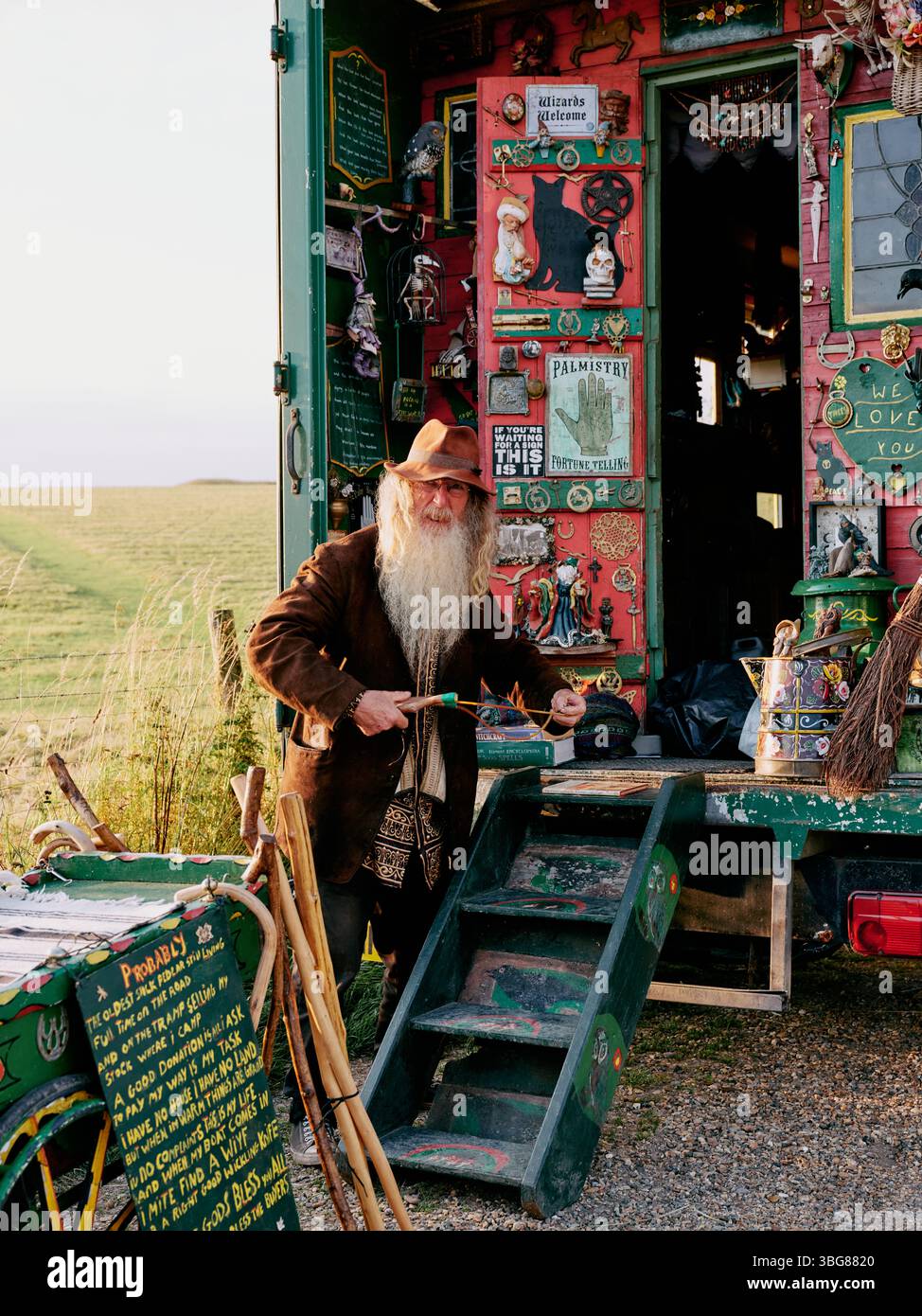 Christian Romany Wood A.K.A Wizard the oldest traveling stick pedlar ...