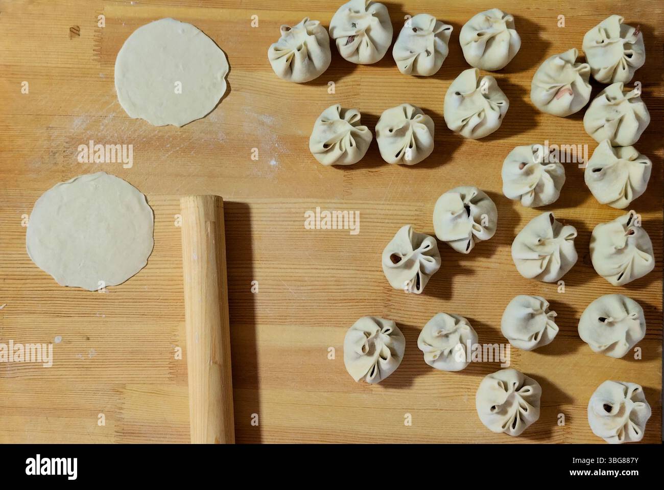 Mongolian buuz hi-res stock photography and images - Alamy