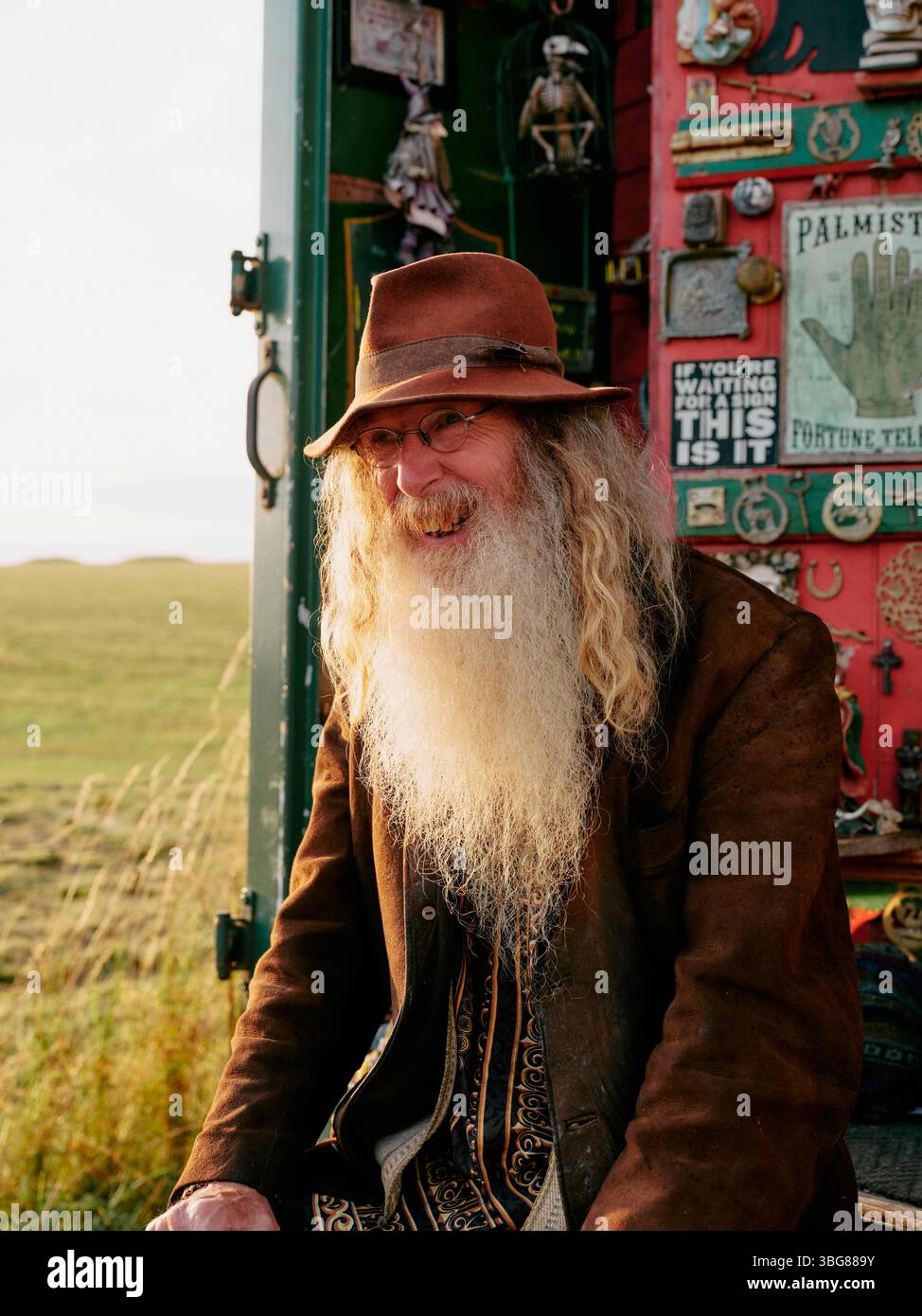 Christian Romany Wood A.K.A Wizard the oldest traveling stick pedlar ...