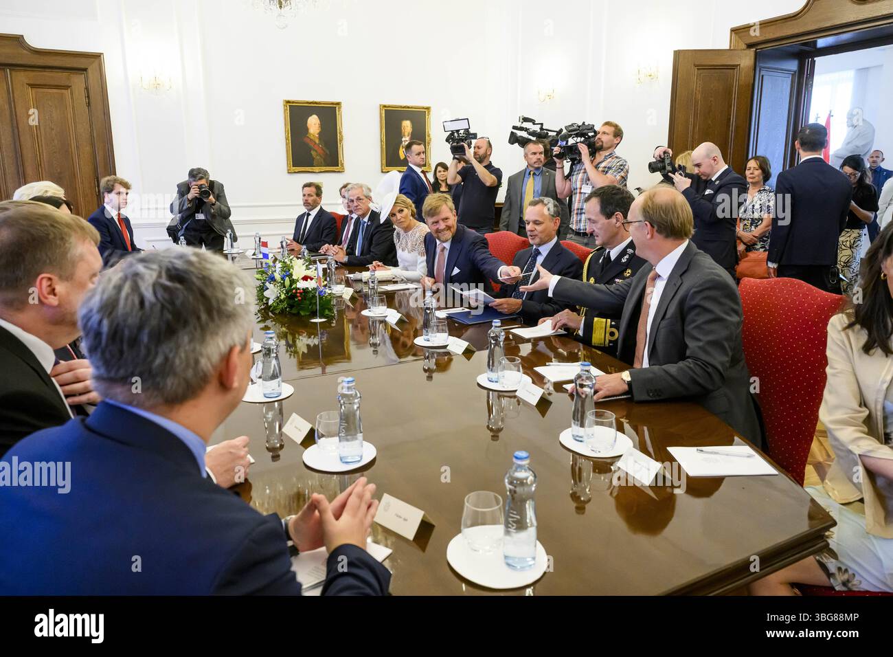 Praag, The Netherlands, 2025-06-04 13:05:34 PRAGUE, 04-06-2025 ...