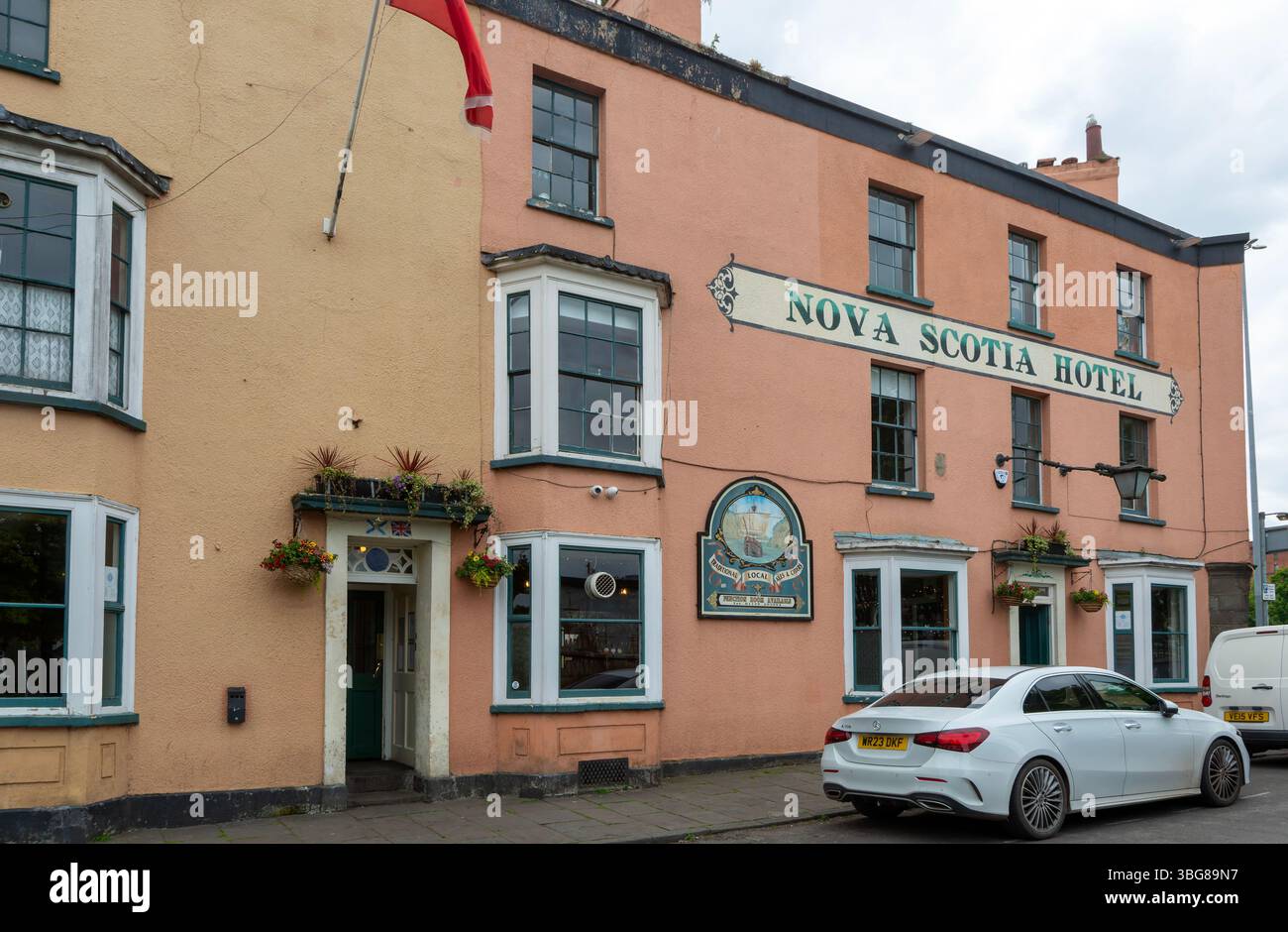 Nova Scotia Hotel public house building, Cumberland Basin, Bristol ...