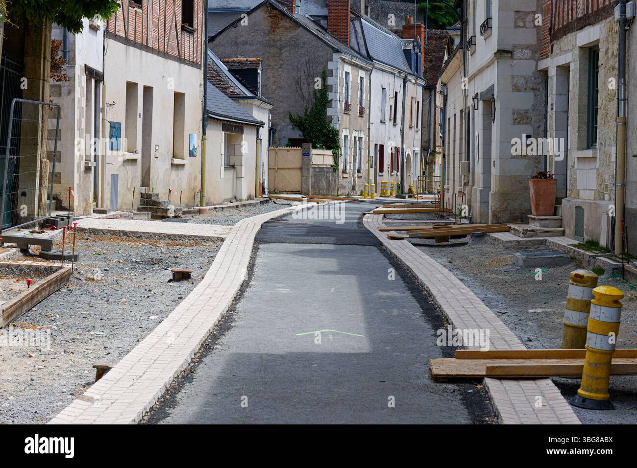 Old road asphalt work hi-res stock photography and images - Alamy