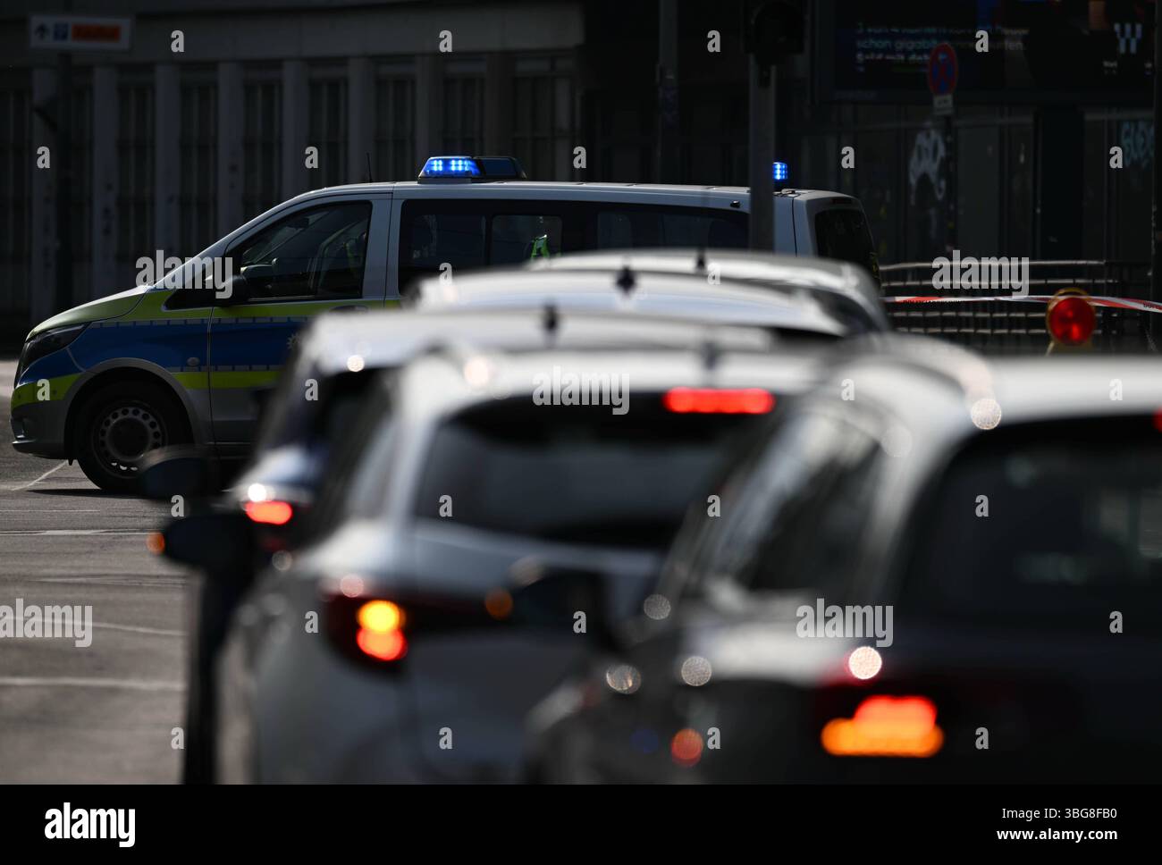 04.06.2025, xophax, Bombenfund Köln , Cologne ,Wirtschaft ,Verkehr ...