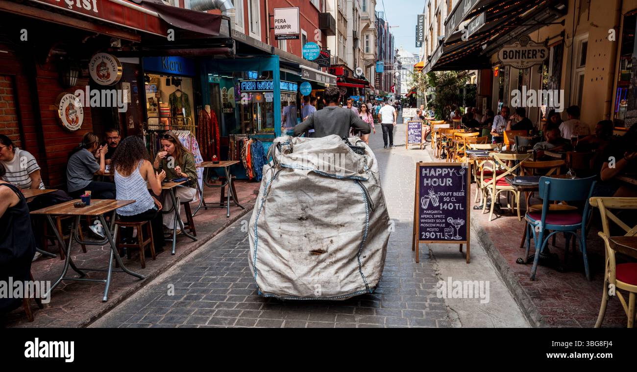 Street scene in Karakoy, Istanbul, Turkey Stock Photo - Alamy