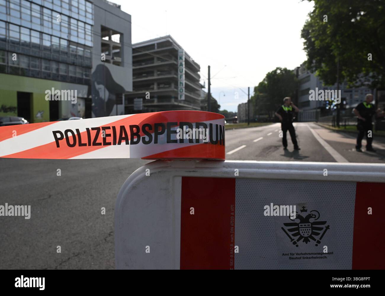 04.06.2025, xophax, Bombenfund Köln , Cologne ,Wirtschaft ,Verkehr ...