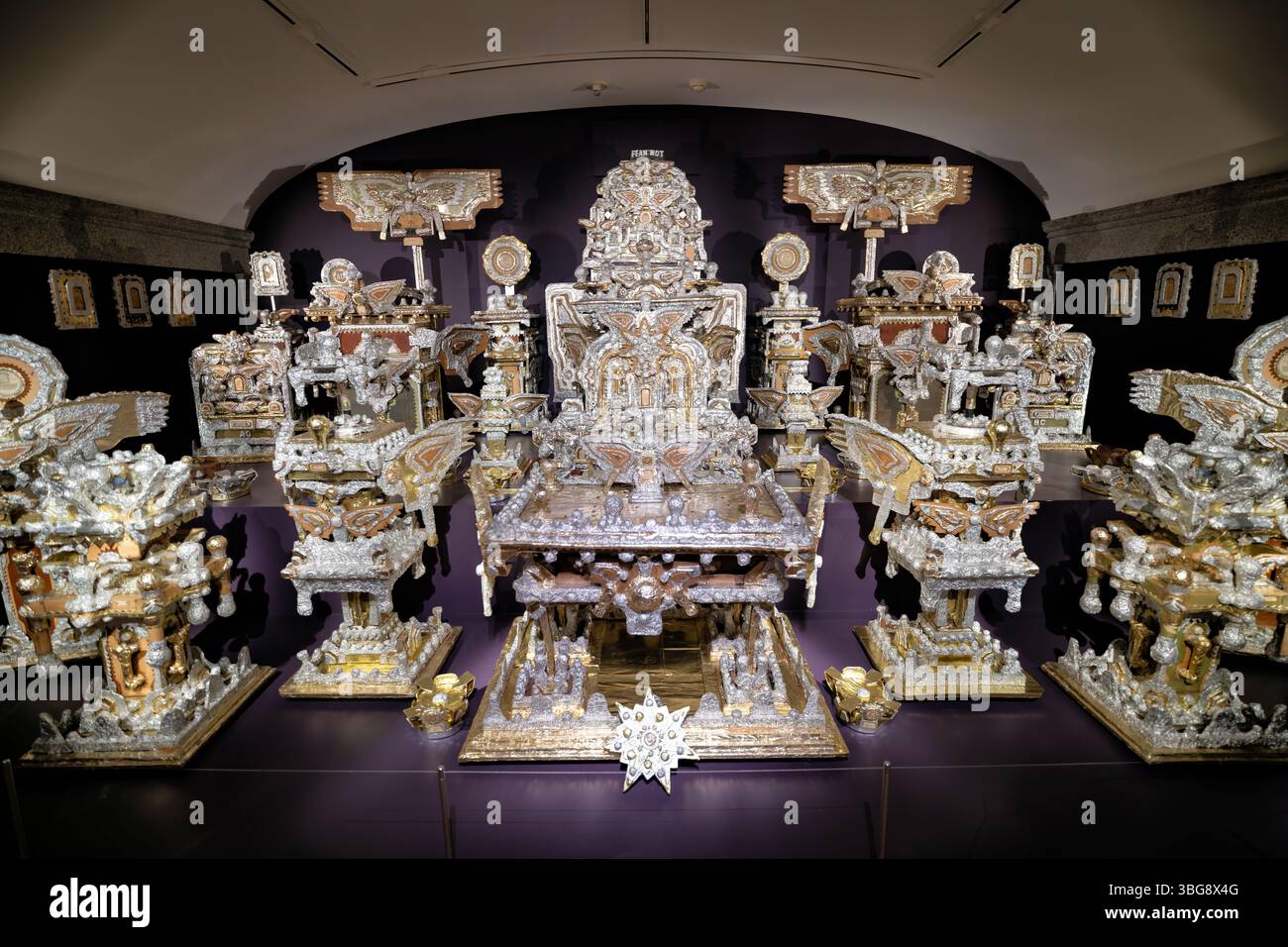 WASHINGTON, D.C. — James Hampton's monumental work "The Throne of the ...