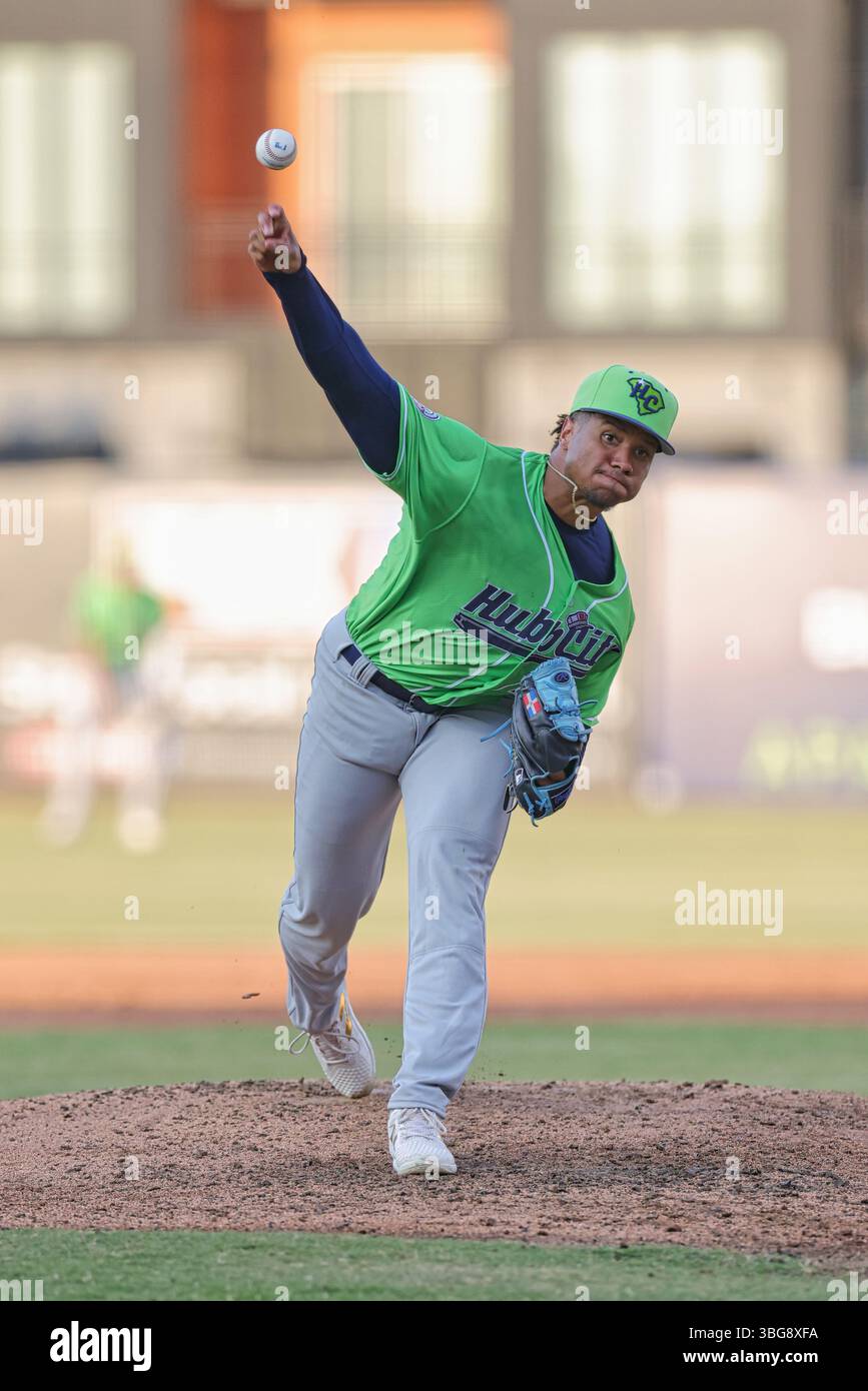 Greensboro, NC: Hub City Spartanburgers pitcher Leandro Lopez (16 ...