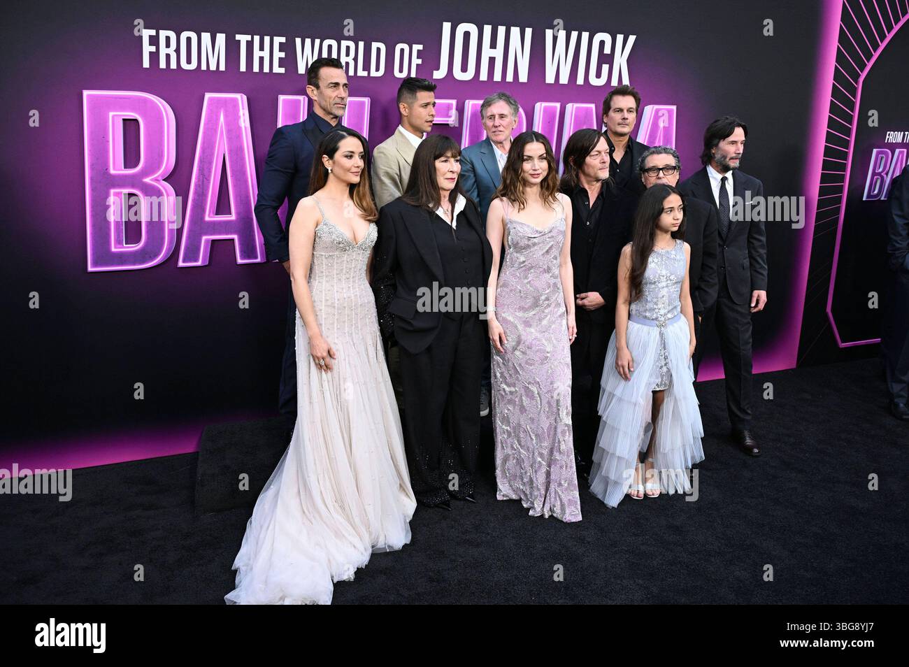 Catalina Sandino Moreno, Daniel Bernhardt, Anjelica Huston, David ...