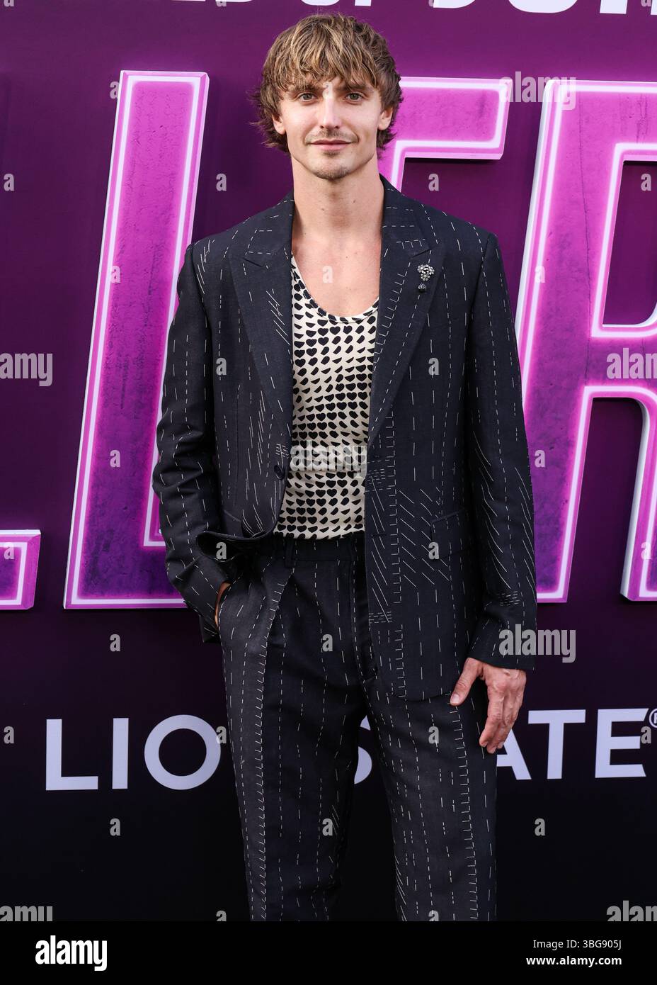 HOLLYWOOD, LOS ANGELES, CALIFORNIA, USA - JUNE 03: American actor Hart ...