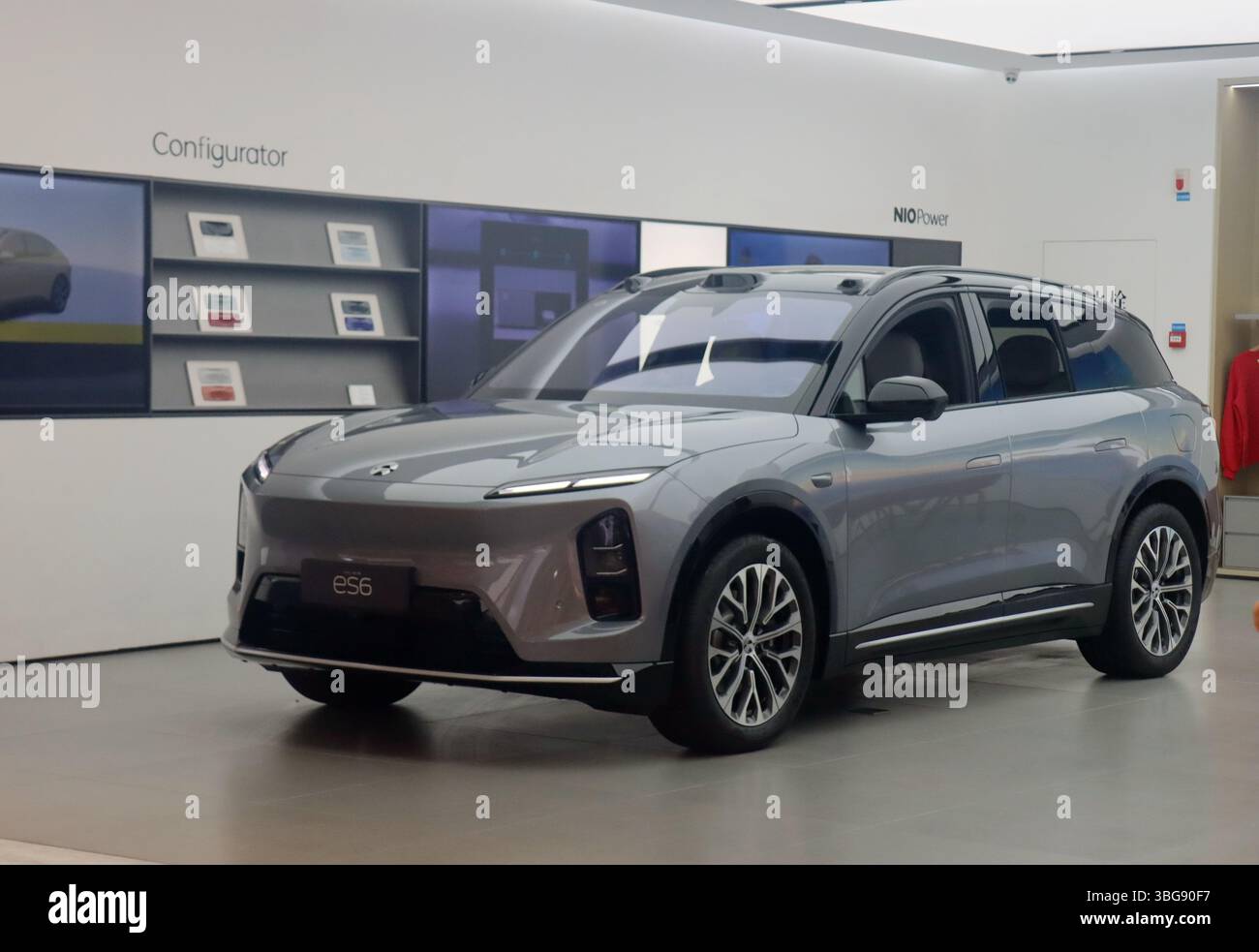 YICHANG, CHINA - JUNE 2, 2025 - Citizens are choosing a NIO ES6 car.in ...