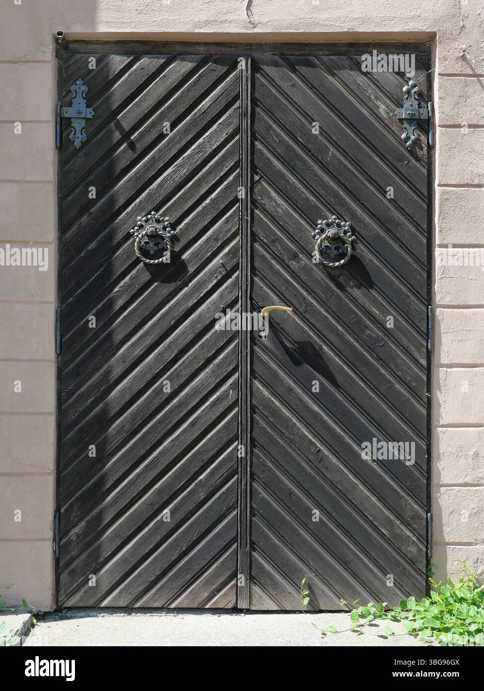 Doorelement hi-res stock photography and images - Alamy