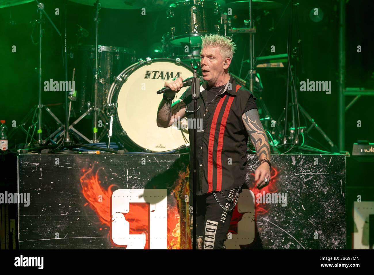 Die irische Rockband Rock Rising. *** The Irish rock band Rock Rising ...