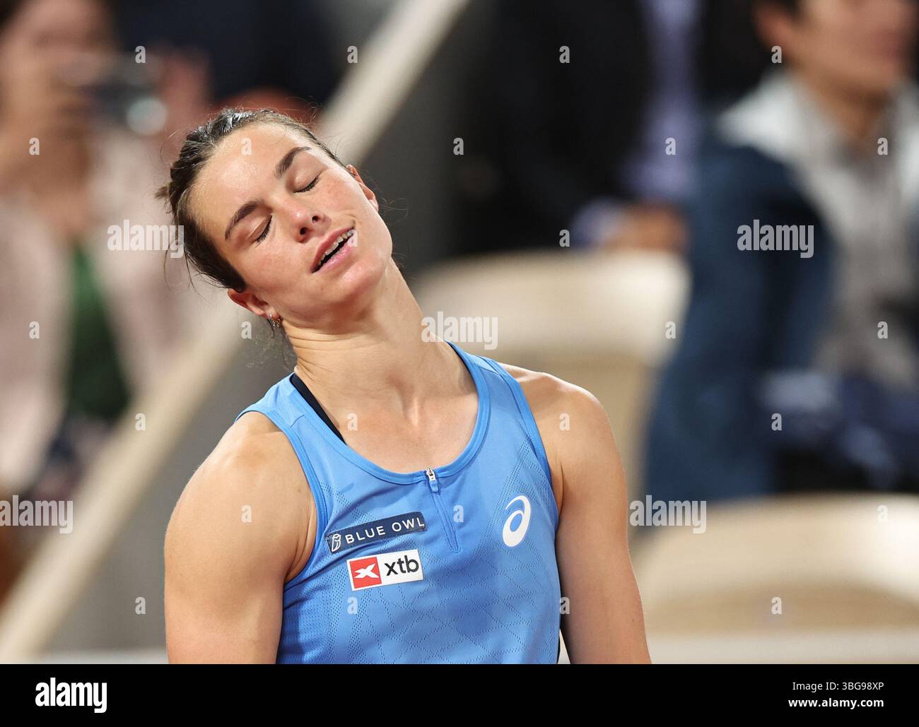 Paris, France. 4th June, 2025. Lois Boisson reacts during the women's ...