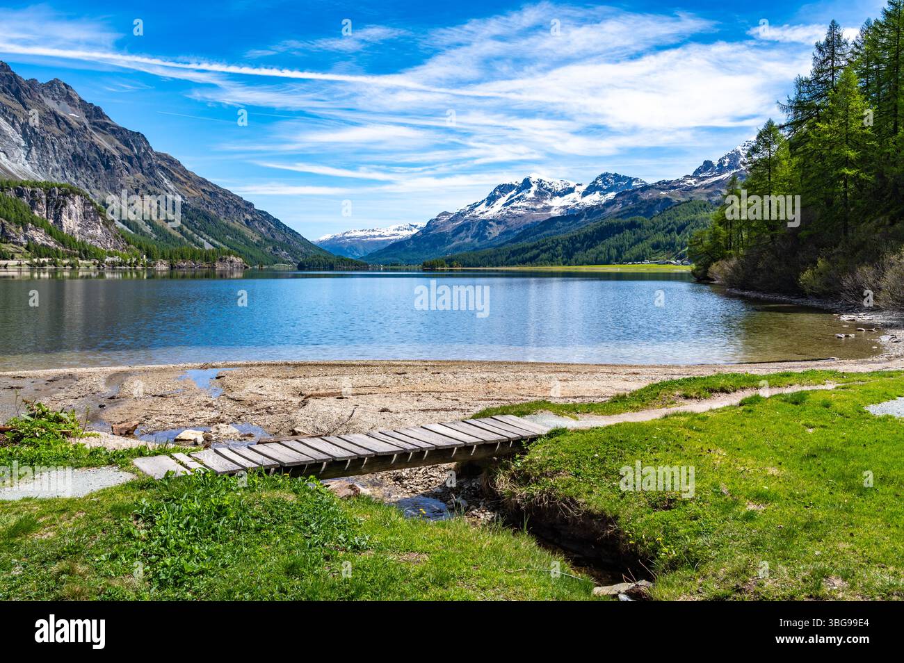 Engadine, Switzerland, Lake Sils Maria, the village of Isola ...