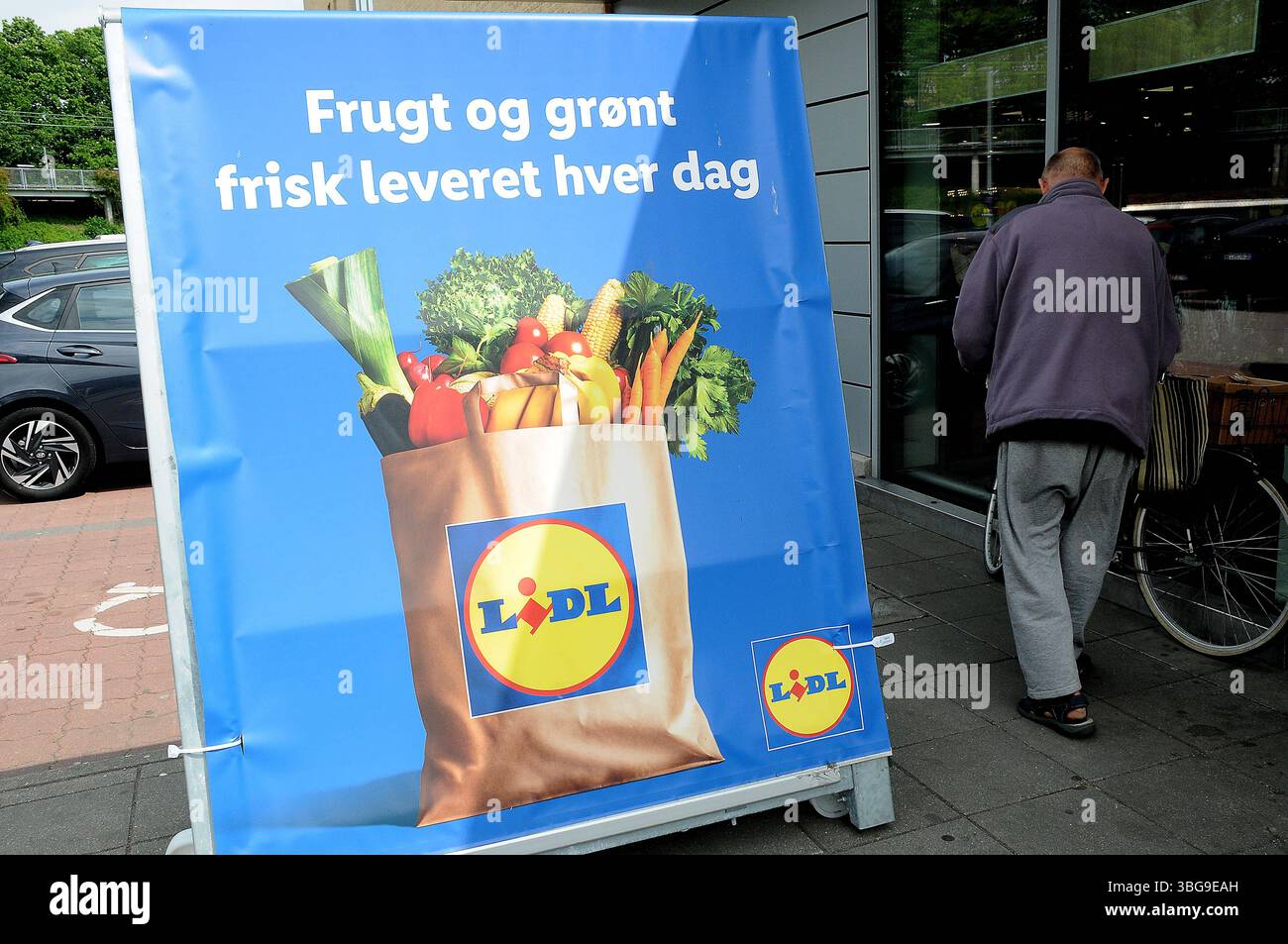 Copenhagen/ Denmark/04 june 2025/German lidl grocery chain store n ...