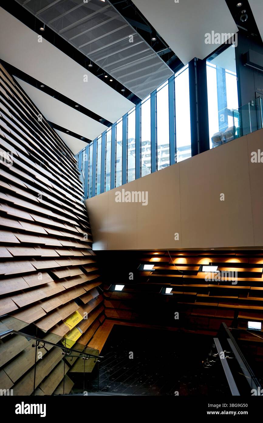 Victorian dundee hi-res stock photography and images - Alamy